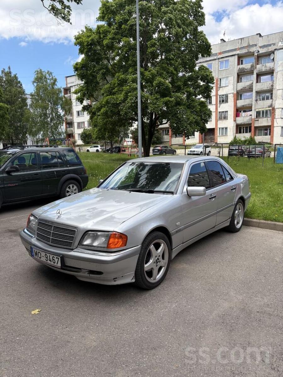 Мерседес Ц 220 1998 в Екабпилс, объемом двигателя 2.20 л и пробегом 290 тыс. км за 2300 €, фото 1 на AUTOMOTO.COM.LV