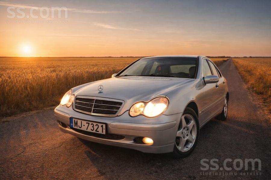 Mercedes-Benz c-220 2002 Rīga, ar dzinēja tilpumu 2.20 L un nobraukumu 350 tūkst. km par 2000 €, foto 4 vietnē AUTOMOTO.COM.LV