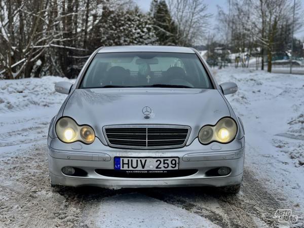 Mercedes-Benz c-220 2003 in Vilnius, with an engine capacity of 2.20 L and mileage of 355 thousand km for 2250 €, photo 3 on AUTOMOTO.COM.LV