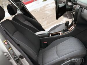 Mercedes-Benz c-220 2003 Rīga, ar dzinēja tilpumu 2.20 L un nobraukumu 319 tūkst. km par 1890 €, foto 14 vietnē AUTOMOTO.COM.LV