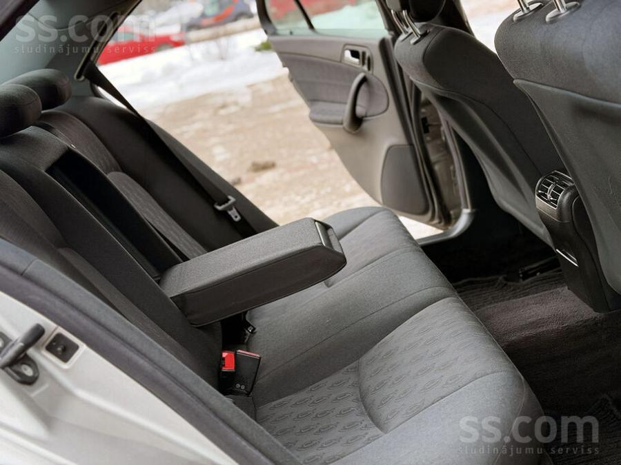 Mercedes-Benz c-220 2003 Rīga, ar dzinēja tilpumu 2.20 L un nobraukumu 319 tūkst. km par 1890 €, foto 16 vietnē AUTOMOTO.COM.LV