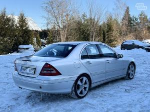 Mercedes-Benz c-220 2004 in Silute, with an engine capacity of 2.10 L and mileage of 360 thousand km for 1499 €, photo 5 on AUTOMOTO.COM.LV