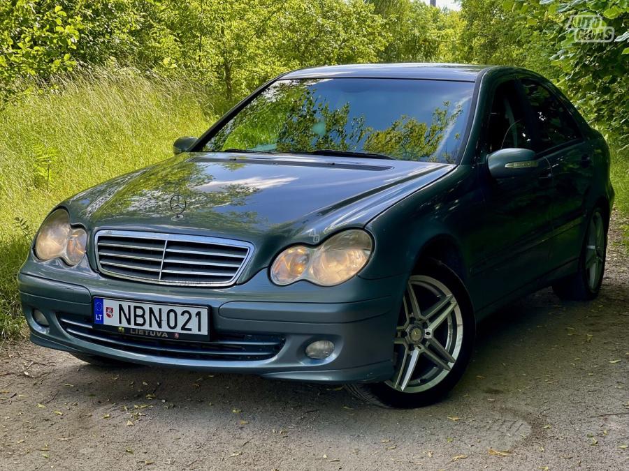 Mercedes-Benz c-220 2004 Viļņa, ar dzinēja tilpumu 2.20 L un nobraukumu 330 tūkst. km par 2200 €, foto 10 vietnē AUTOMOTO.COM.LV