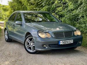 Mercedes-Benz c-220 2004 Viļņa, ar dzinēja tilpumu 2.20 L un nobraukumu 330 tūkst. km par 2200 €, foto 16 vietnē AUTOMOTO.COM.LV