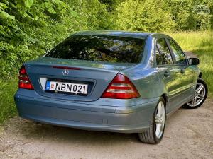 Mercedes-Benz c-220 2004 in Vilnius, with an engine capacity of 2.20 L and mileage of 330 thousand km for 2200 €, photo 5 on AUTOMOTO.COM.LV