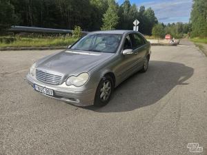 Mercedes-Benz c-220 2004 Visaginas, ar dzinēja tilpumu 2.20 L un nobraukumu 444 tūkst. km par 1350 €, foto 3 vietnē AUTOMOTO.COM.LV