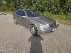 Mercedes-Benz c-220 2004 Visaginas, ar dzinēja tilpumu 2.20 L un nobraukumu 444 tūkst. km par 1350 €, foto 9 vietnē AUTOMOTO.COM.LV
