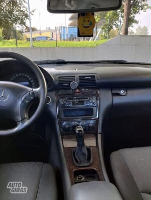 Mercedes-Benz c-220 2004 Joniškis, ar dzinēja tilpumu 2.20 L un nobraukumu 360 tūkst. km par 1550 €, foto 15 vietnē AUTOMOTO.COM.LV