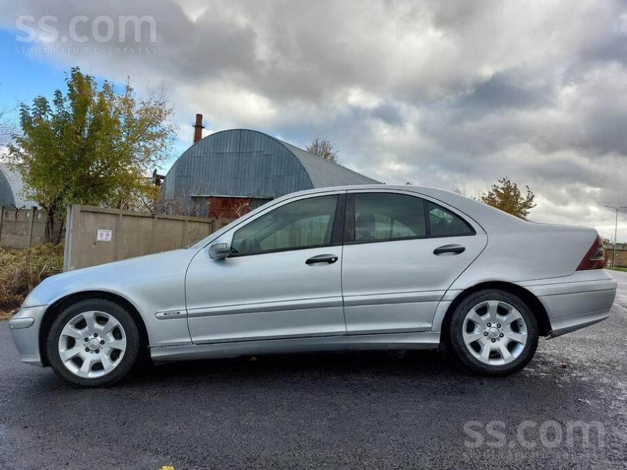 Mercedes-Benz c-220 2006 in Jelgava, with an engine capacity of 2.20 L and mileage of 372 thousand km for 1850 €, photo 2 on AUTOMOTO.COM.LV