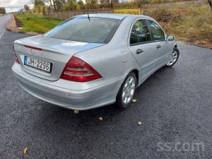 Mercedes-Benz c-220 2006 in Jelgava, with an engine capacity of 2.20 L and mileage of 372 thousand km for 1850 €, photo 6 on AUTOMOTO.COM.LV