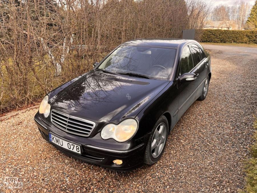 Mercedes-Benz c-220 2006 Panevēža, ar dzinēja tilpumu 2.20 L un nobraukumu 434 tūkst. km par 2450 €, foto 3 vietnē AUTOMOTO.COM.LV