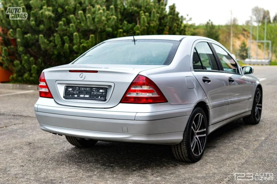 Mercedes-Benz c-220 2006 in Kretinga, with an engine capacity of 2.20 L and mileage of 276 thousand km for 3850 €, photo 6 on AUTOMOTO.COM.LV