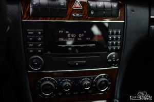 Mercedes-Benz c-220 2006 in Kretinga, with an engine capacity of 2.20 L and mileage of 276 thousand km for 3850 €, photo 14 on AUTOMOTO.COM.LV