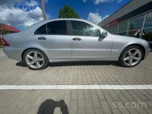 Мерседес Ц 220 2006 в Елгава, объемом двигателя 2.20 л и пробегом 300 тыс. км за 3400 €, фото 3 на AUTOMOTO.COM.LV