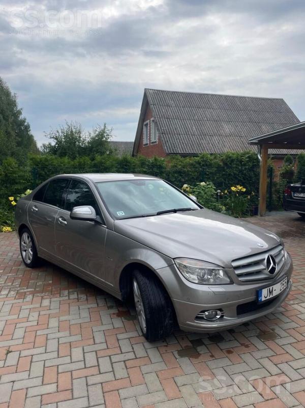 Mercedes-Benz c-220 2007 in Jekabpils, with an engine capacity of 2.20 L and mileage of 0 thousand km for 4000 €, photo 2 on AUTOMOTO.COM.LV