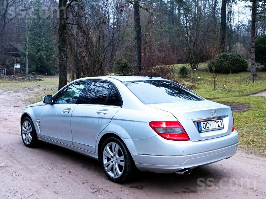 Mercedes-Benz c-220 2007 Ogre, ar dzinēja tilpumu 2.20 L un nobraukumu 376 tūkst. km par 3800 €, foto 5 vietnē AUTOMOTO.COM.LV