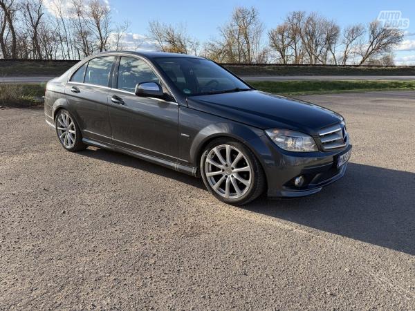 Mercedes-Benz c-220 2007 in Siauliai, with an engine capacity of 2.20 L and mileage of 334 thousand km for 3822 €, photo 3 on AUTOMOTO.COM.LV