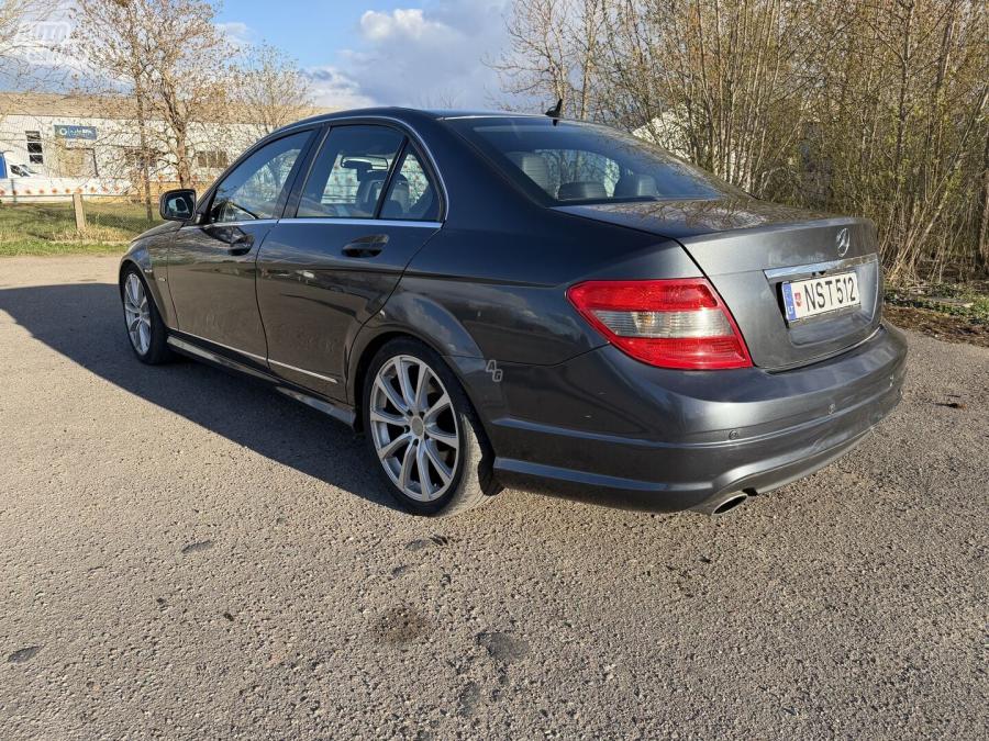 Mercedes-Benz c-220 2007 Šauļi, ar dzinēja tilpumu 2.20 L un nobraukumu 334 tūkst. km par 3822 €, foto 6 vietnē AUTOMOTO.COM.LV