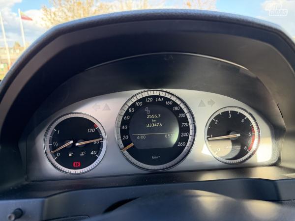 Mercedes-Benz c-220 2007 in Siauliai, with an engine capacity of 2.20 L and mileage of 334 thousand km for 3822 €, photo 10 on AUTOMOTO.COM.LV