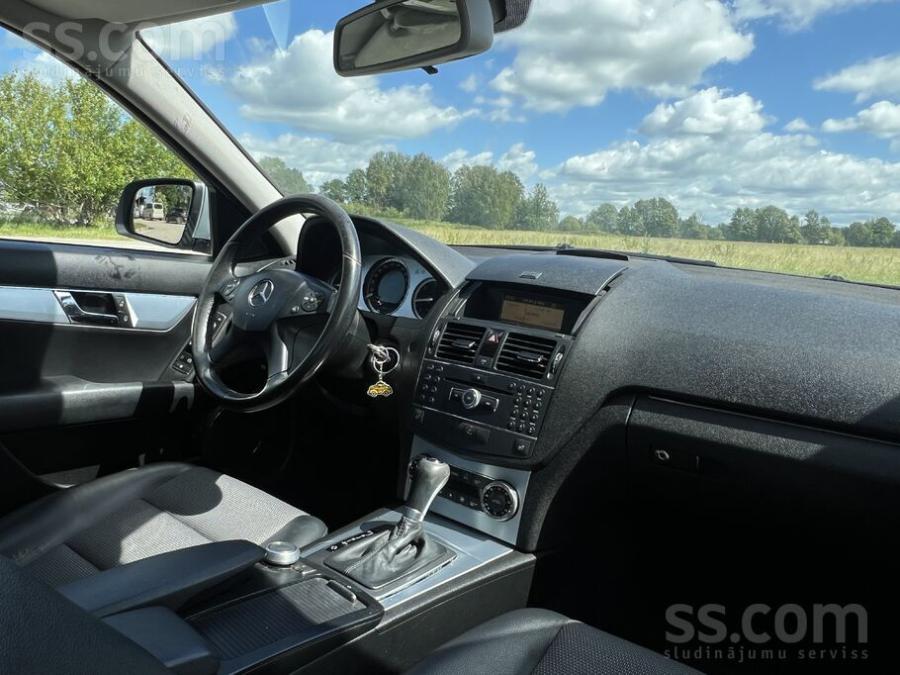 Mercedes-Benz c-220 2008 Cēsis, ar dzinēja tilpumu 2.10 L un nobraukumu 0 tūkst. km par 4700 €, foto 24 vietnē AUTOMOTO.COM.LV