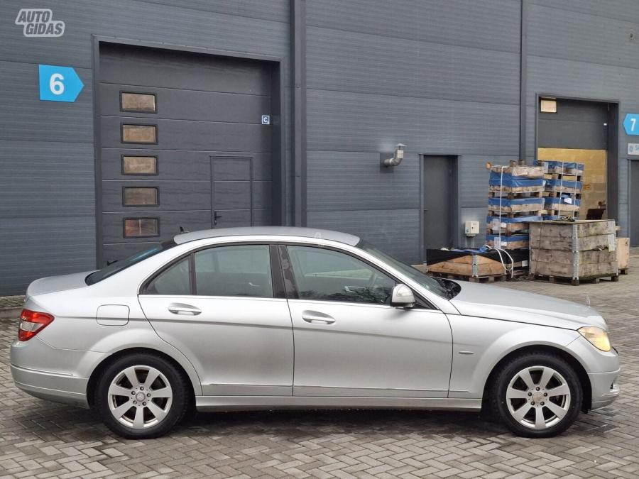 Mercedes-Benz c-220 2008 in Silute, with an engine capacity of 2.20 L and mileage of 309 thousand km for 2680 €, photo 10 on AUTOMOTO.COM.LV