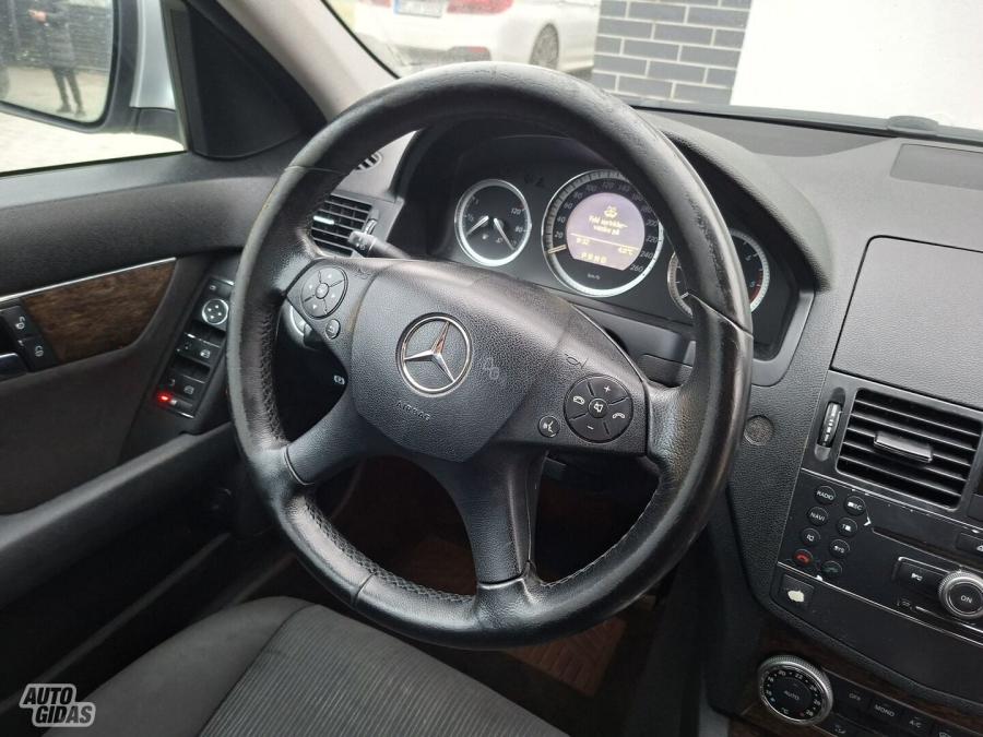 Mercedes-Benz c-220 2008 in Silute, with an engine capacity of 2.20 L and mileage of 309 thousand km for 2680 €, photo 11 on AUTOMOTO.COM.LV