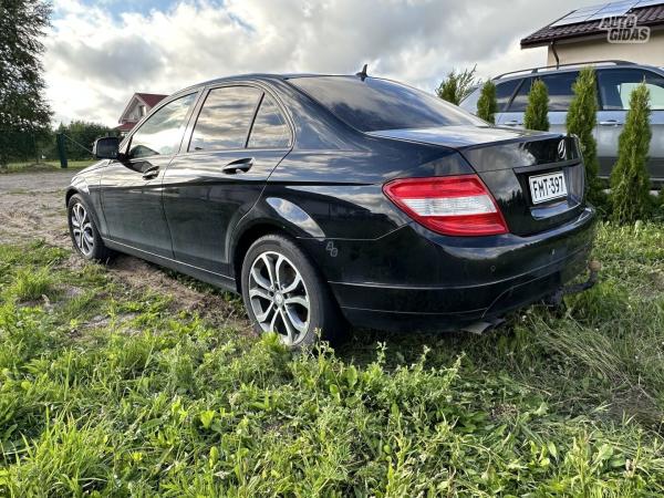 Mercedes-Benz c-220 2008 Klaipėda, ar dzinēja tilpumu 2.20 L un nobraukumu 414 tūkst. km par 1550 €, foto 5 vietnē AUTOMOTO.COM.LV