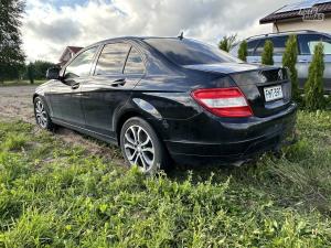 Mercedes-Benz c-220 2008 in Klaipeda, with an engine capacity of 2.20 L and mileage of 414 thousand km for 1550 €, photo 6 on AUTOMOTO.COM.LV