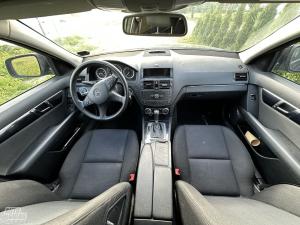 Mercedes-Benz c-220 2008 in Klaipeda, with an engine capacity of 2.20 L and mileage of 414 thousand km for 1550 €, photo 8 on AUTOMOTO.COM.LV