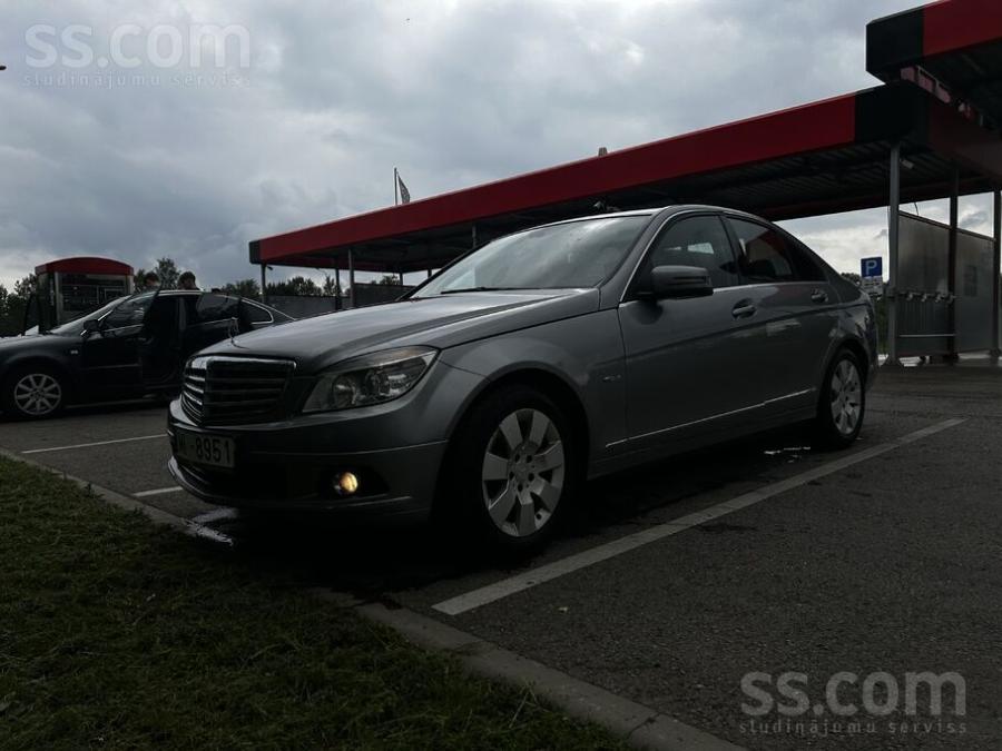 Mercedes-Benz c-220 2010 Daugavpils, ar dzinēja tilpumu 2.20 L un nobraukumu 390 tūkst. km par 5000 €, foto 3 vietnē AUTOMOTO.COM.LV