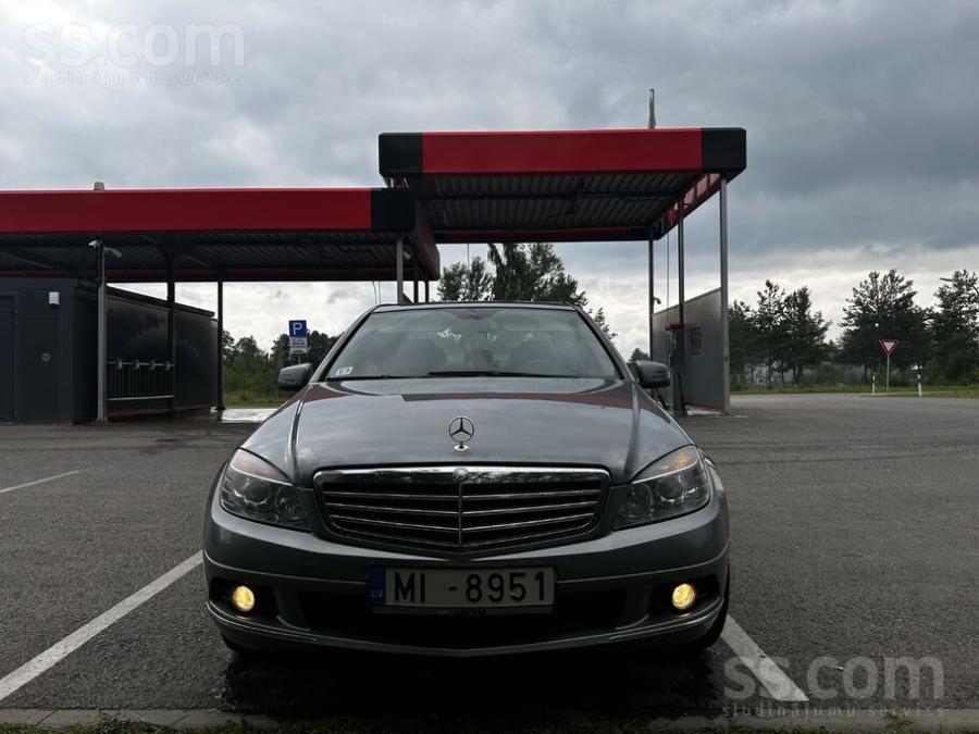 Mercedes-Benz c-220 2010 Daugavpils, ar dzinēja tilpumu 2.20 L un nobraukumu 390 tūkst. km par 5000 €, foto 4 vietnē AUTOMOTO.COM.LV
