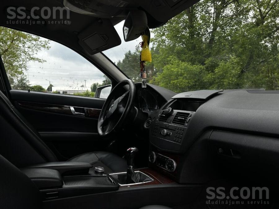 Mercedes-Benz c-220 2010 Daugavpils, ar dzinēja tilpumu 2.20 L un nobraukumu 390 tūkst. km par 5000 €, foto 6 vietnē AUTOMOTO.COM.LV