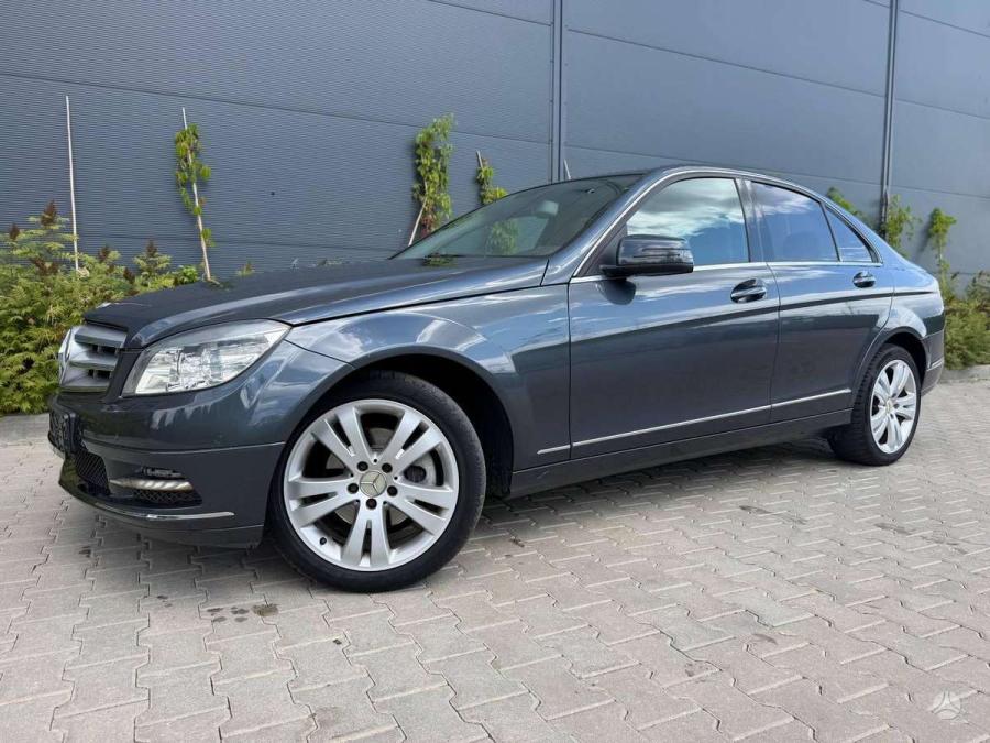 Mercedes-Benz c-220 2010 Viļņa, ar dzinēja tilpumu 2.15 L un nobraukumu 238 tūkst. km par 5950 €, foto 4 vietnē AUTOMOTO.COM.LV