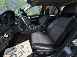Mercedes-Benz c-220 2010 Viļņa, ar dzinēja tilpumu 2.15 L un nobraukumu 238 tūkst. km par 5950 €, foto 11 vietnē AUTOMOTO.COM.LV