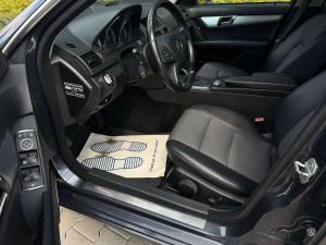 Mercedes-Benz c-220 2010 Viļņa, ar dzinēja tilpumu 2.15 L un nobraukumu 238 tūkst. km par 5950 €, foto 14 vietnē AUTOMOTO.COM.LV