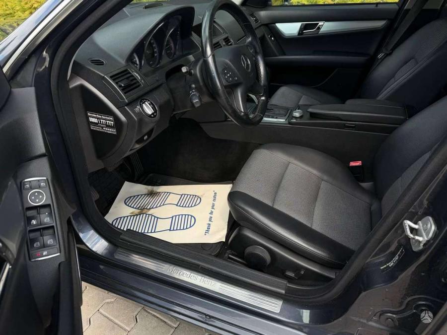 Mercedes-Benz c-220 2010 Viļņa, ar dzinēja tilpumu 2.15 L un nobraukumu 238 tūkst. km par 5950 €, foto 14 vietnē AUTOMOTO.COM.LV