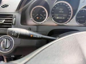 Mercedes-Benz c-220 2010 Viļņa, ar dzinēja tilpumu 2.15 L un nobraukumu 238 tūkst. km par 5950 €, foto 18 vietnē AUTOMOTO.COM.LV