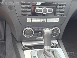 Мерседес Ц 220 2011 в Елгава, объемом двигателя 2.20 л и пробегом 212 тыс. км за 8300 €, фото 11 на AUTOMOTO.COM.LV