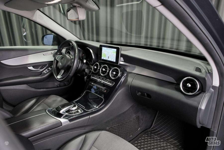 Mercedes-Benz c-220 2014 Marijampole, ar dzinēja tilpumu 2.10 L un nobraukumu 314 tūkst. km par 11450 €, foto 33 vietnē AUTOMOTO.COM.LV