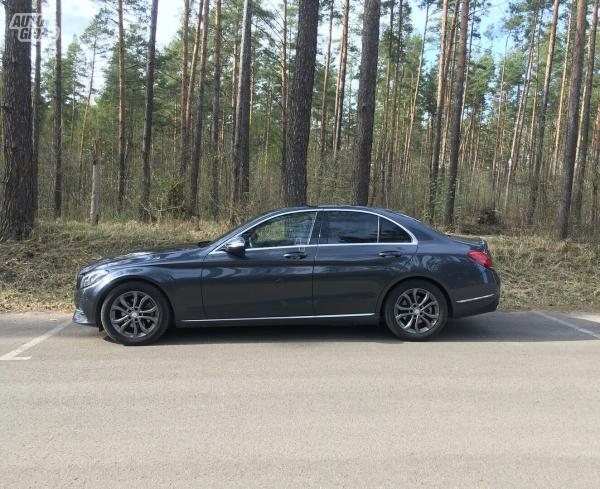 Mercedes-Benz c-220 2015 in Vilnius, with an engine capacity of 2.10 L and mileage of 343 thousand km for 12300 €, photo 4 on AUTOMOTO.COM.LV