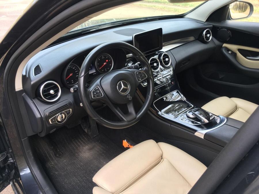 Mercedes-Benz c-220 2015 Viļņa, ar dzinēja tilpumu 2.10 L un nobraukumu 343 tūkst. km par 12300 €, foto 13 vietnē AUTOMOTO.COM.LV