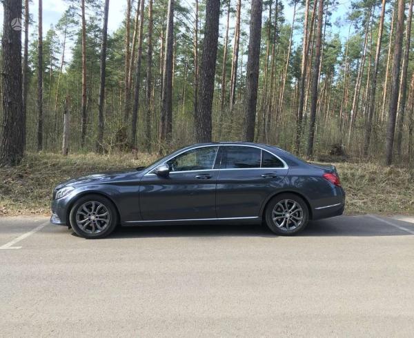 Mercedes-Benz c-220 2015 in Vilnius, with an engine capacity of 2.14 L and mileage of 343 thousand km for 11700 €, photo 4 on AUTOMOTO.COM.LV