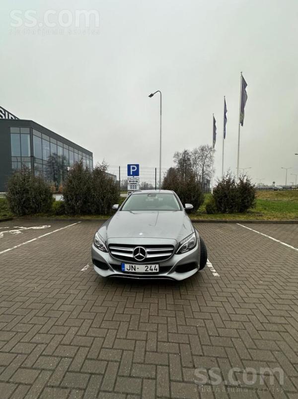 Mercedes-Benz c-220 2016 Rīga, ar dzinēja tilpumu 2.20 L un nobraukumu 160 tūkst. km par 12500 €, foto 3 vietnē AUTOMOTO.COM.LV