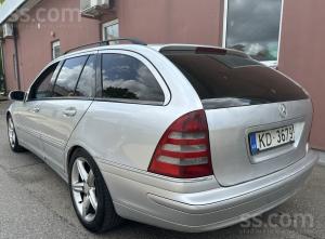 Mercedes-Benz c-220 2001 Jelgava, ar dzinēja tilpumu 2.00 L un nobraukumu 360 tūkst. km par 1080 €, foto 4 vietnē AUTOMOTO.COM.LV