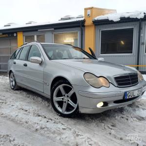 Mercedes-Benz c-220 2001 in Siauliai, with an engine capacity of 2.20 L and mileage of 350 thousand km for 1300 €, photo 5 on AUTOMOTO.COM.LV