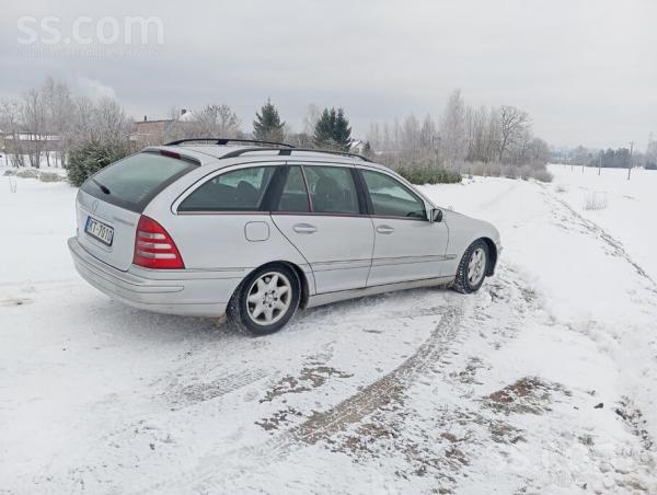 Mercedes-Benz c-220 2003 Talsi, ar dzinēja tilpumu 2.20 L un nobraukumu 292 tūkst. km par 2350 €, foto 3 vietnē AUTOMOTO.COM.LV