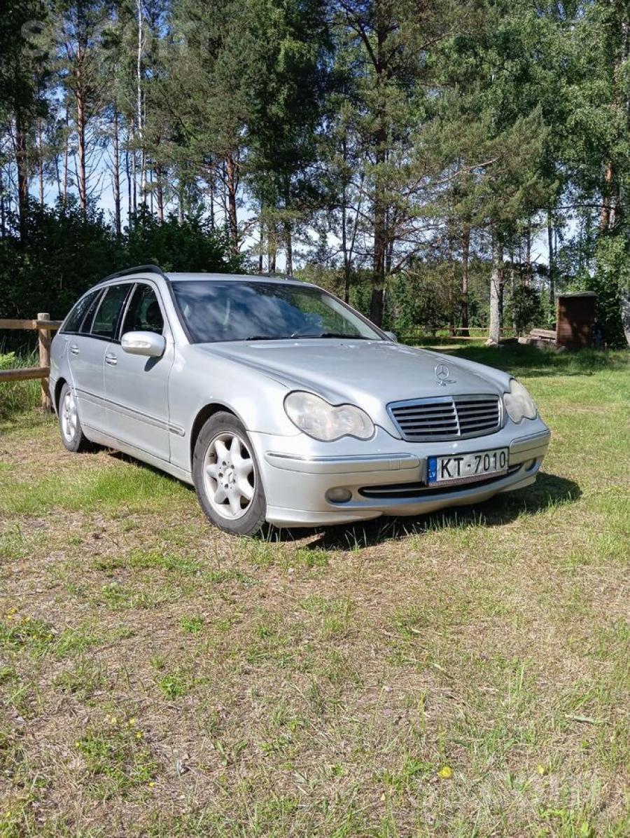 Mercedes-Benz c-220 2003 Talsi, ar dzinēja tilpumu 2.20 L un nobraukumu 296 tūkst. km par 2150 €, foto 3 vietnē AUTOMOTO.COM.LV