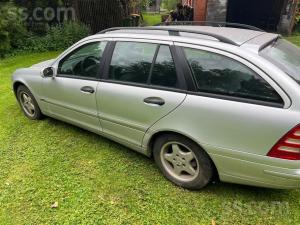Mercedes-Benz c-220 2004 in Cesis, with an engine capacity of 2.20 L and mileage of 500 thousand km for 700 €, photo 1 on AUTOMOTO.COM.LV
