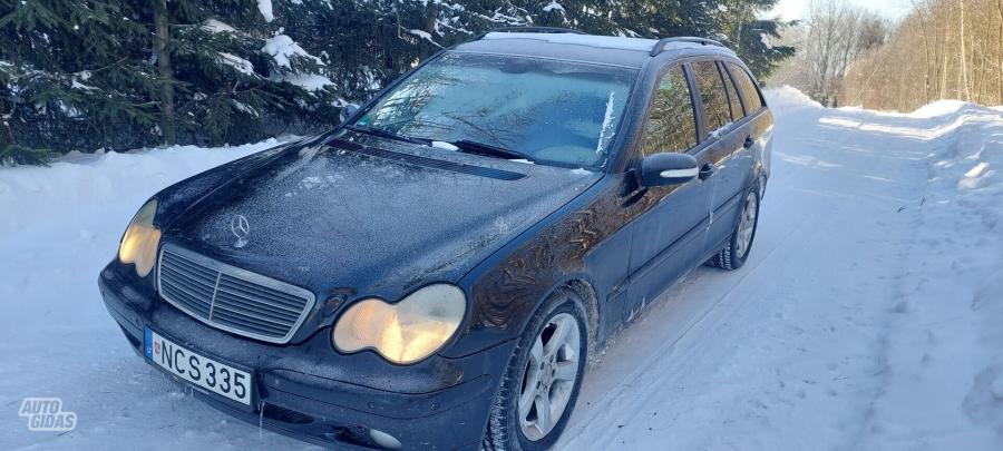 Mercedes-Benz c-220 2004 Viļņa, ar dzinēja tilpumu 2.10 L un nobraukumu 350 tūkst. km par 1100 €, foto 1 vietnē AUTOMOTO.COM.LV