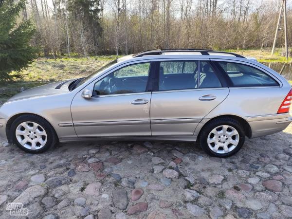 Mercedes-Benz c-220 2004 Telšiai, ar dzinēja tilpumu 2.20 L un nobraukumu 302 tūkst. km par 1750 €, foto 9 vietnē AUTOMOTO.COM.LV